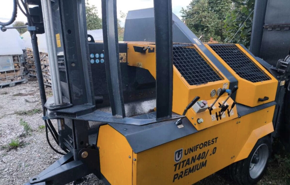 Uniforest Titan 40/20 combi | Woodjob